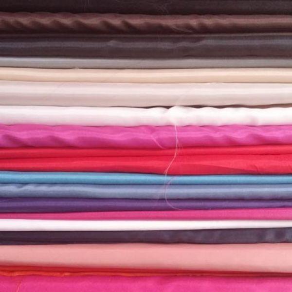 Textures, matières, couleurs. Vaste gamme de tissus pour varier vos ...